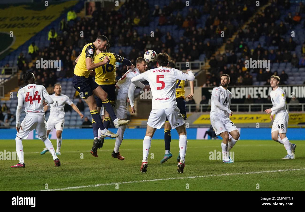 Oxford uniteds elliott moore scores hi-res stock photography and images ...