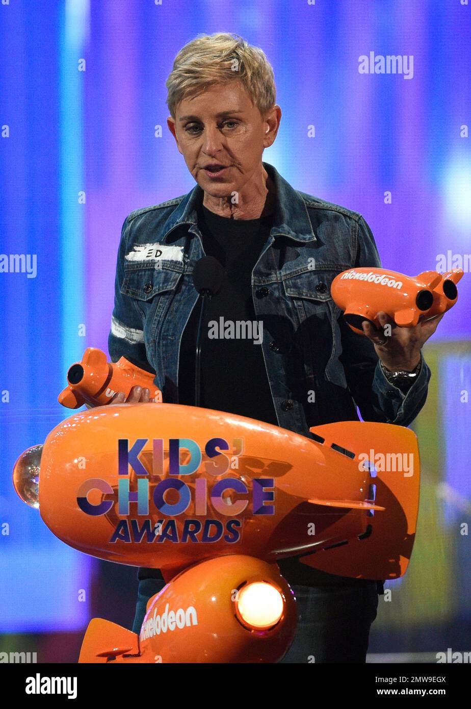 Ellen DeGeneres accepts the award for favorite animated movie for ...