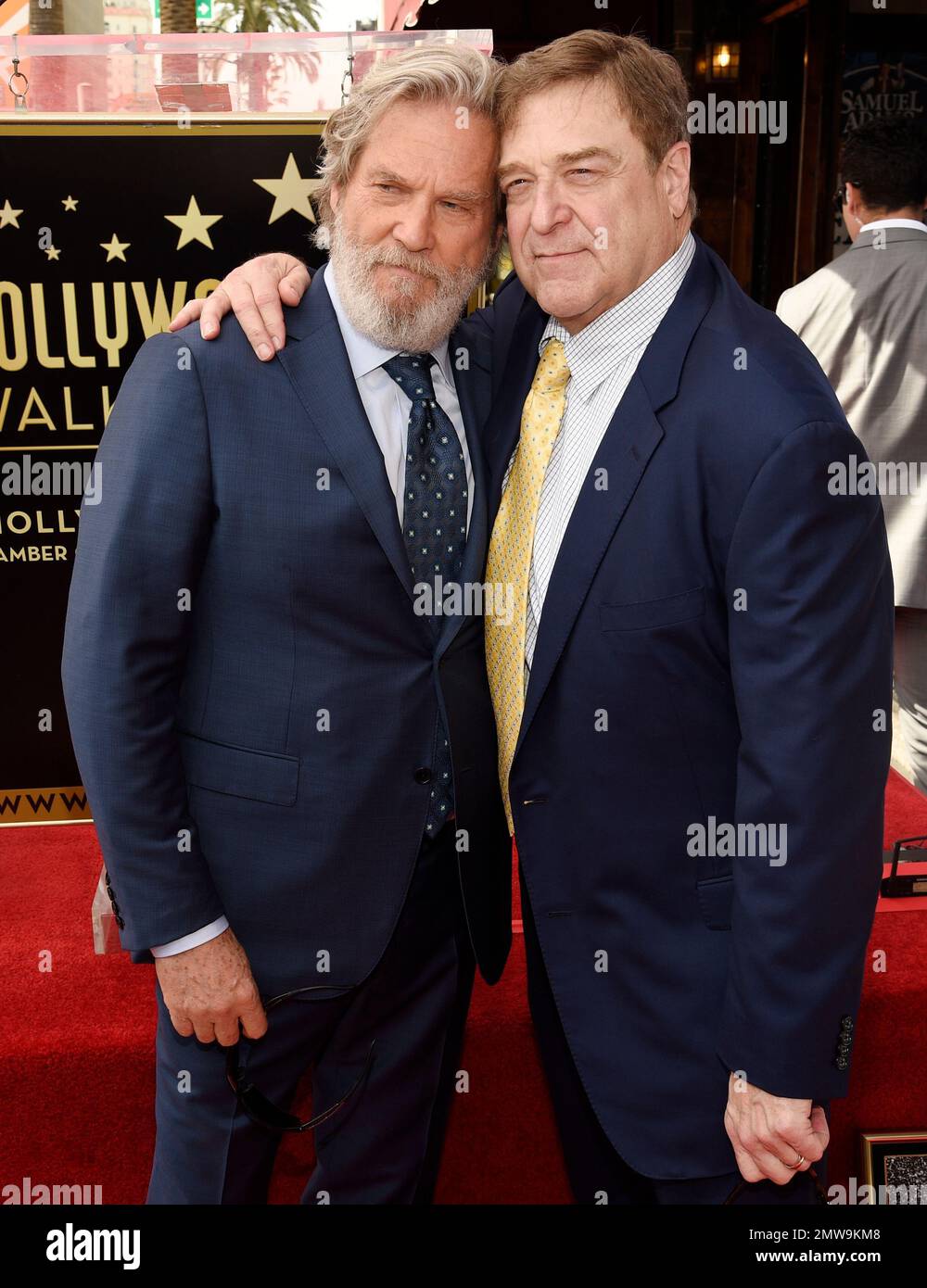Actors Jeff Bridges, left, and John Goodman pose together following a ...
