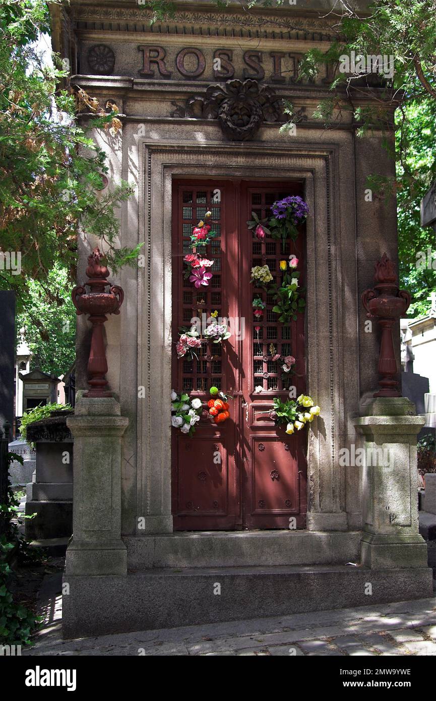 Pierwszy grobowiec rossiniego hi-res stock photography and images - Alamy