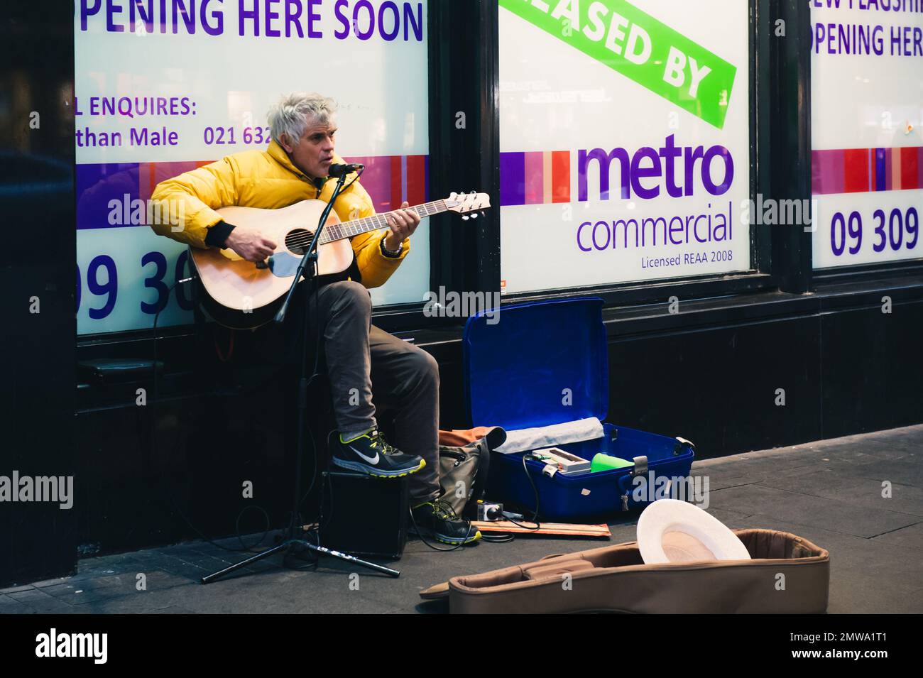 Auckland Street Guitar God Stock Photo - Alamy
