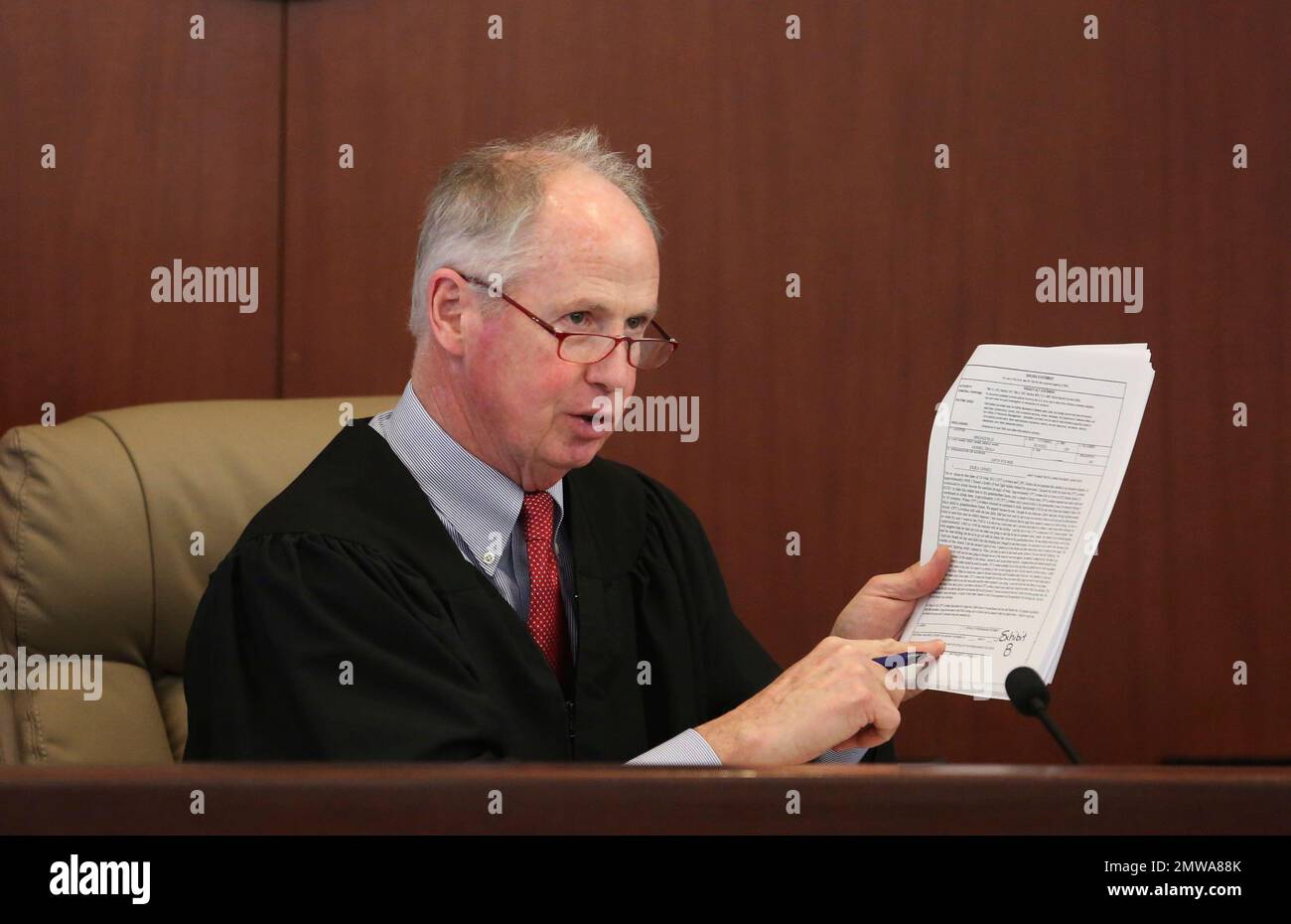 Judge Bob Hardwick asks questions about a sworn statement during the ...