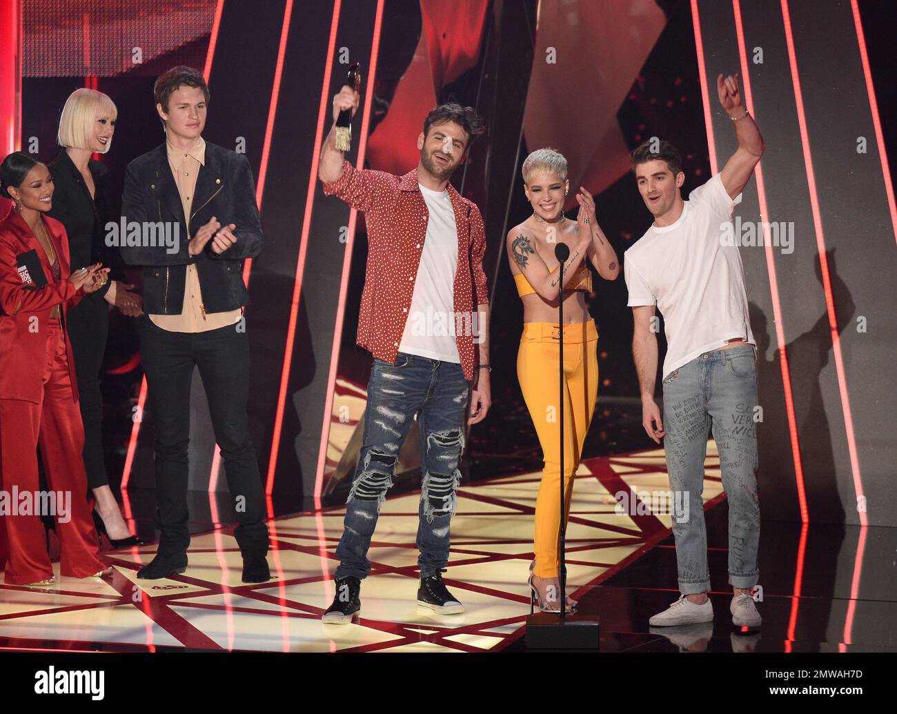 Alex Pall, left, and Drew Taggart, of the Chainsmokers, and Halsey ...