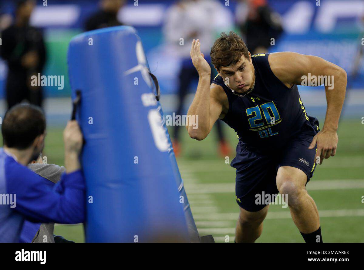 Florida Atlantic defensive end Trey Hendrickson runs a drill at the NFL ...