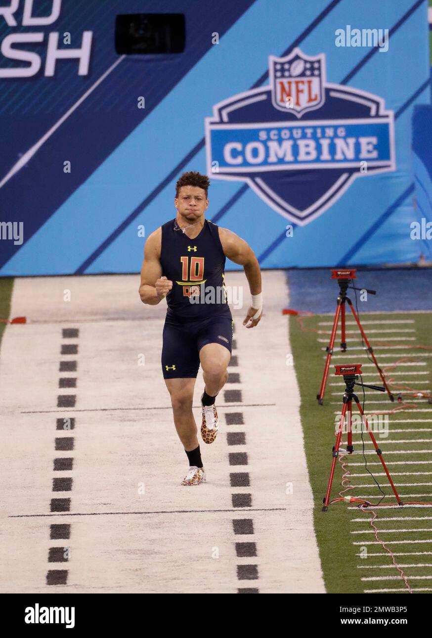 Texas Tech quarterback Patrick Mahomes runs the 40-yard dash at the NFL ...