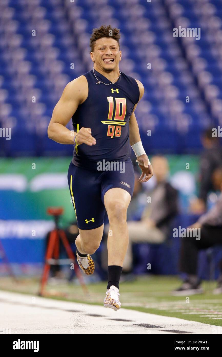 Texas Tech quarterback Patrick Mahomes runs the 40-yard dash at the NFL ...