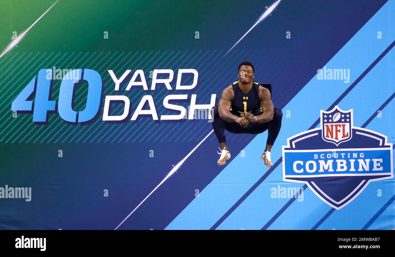 Oklahoma State running back Christopher Carson prepares to run the 40 ...