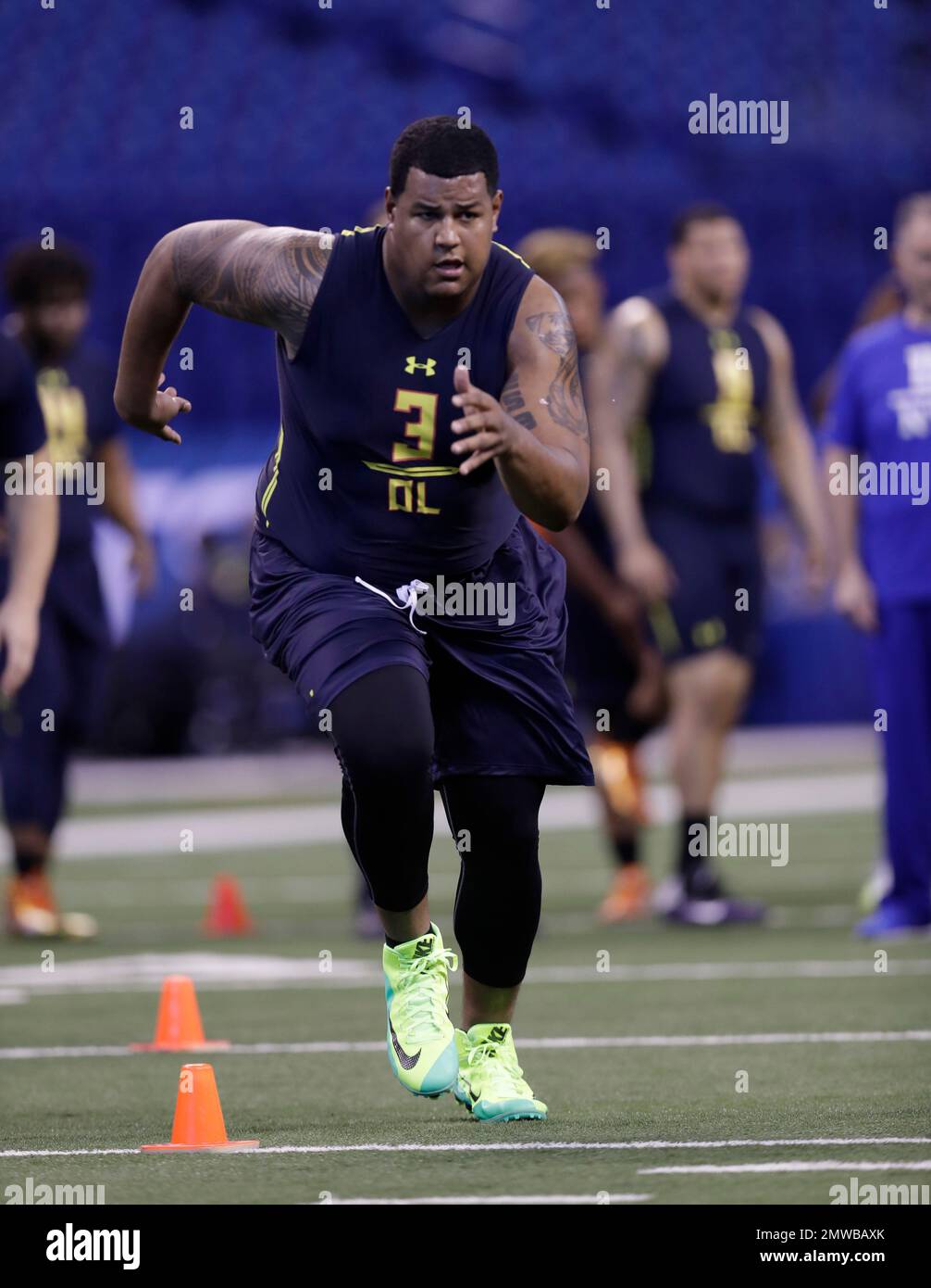 USC offensive lineman Zach Banner runs a drill at the NFL football ...