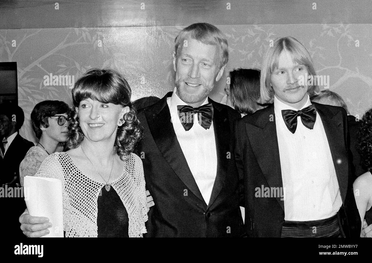 Actors Max von Sydow, center, with his wife Christina Olin are pictured ...