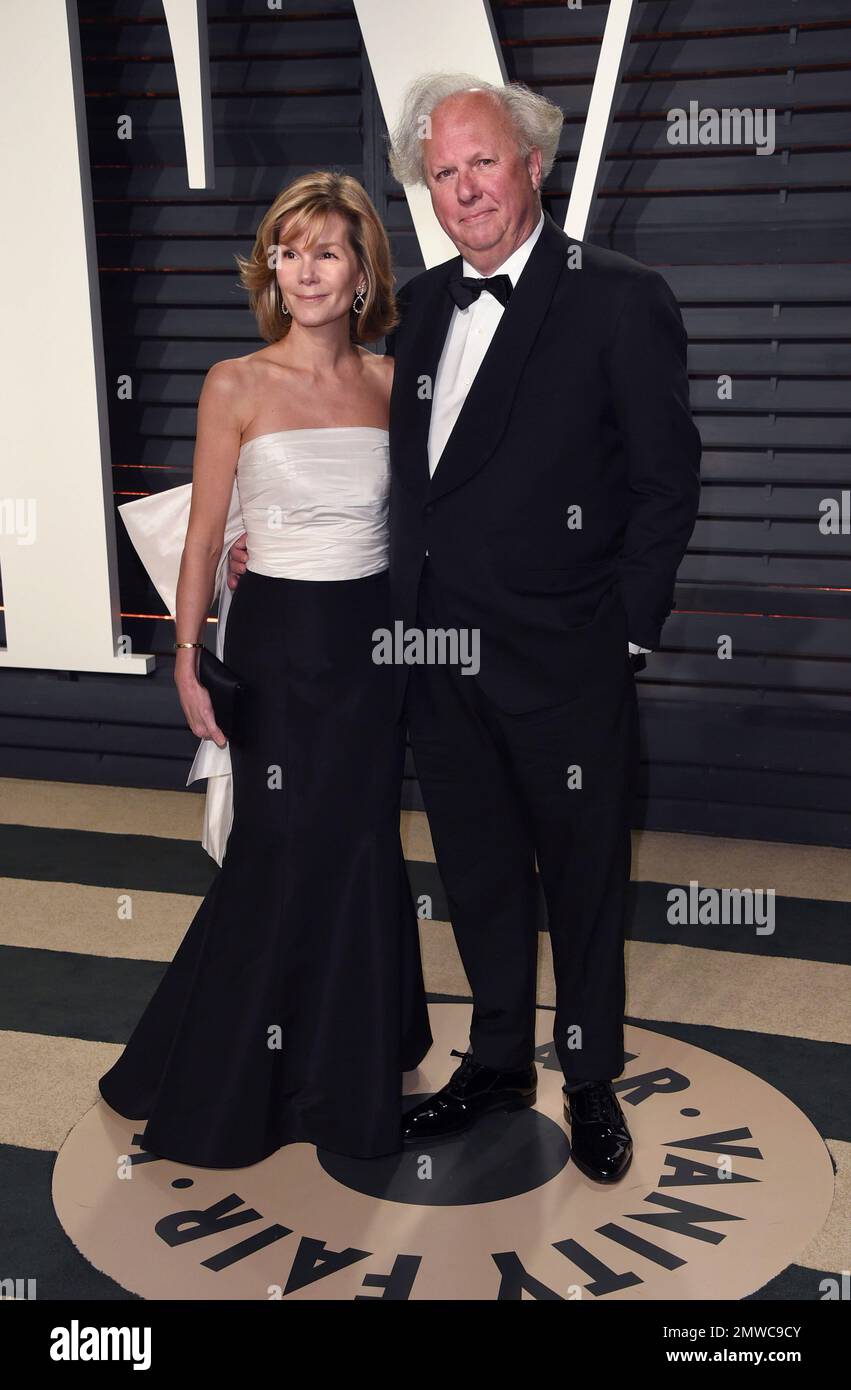 Anna Scott Carter, left, and Graydon Carter arrives at the Vanity Fair ...