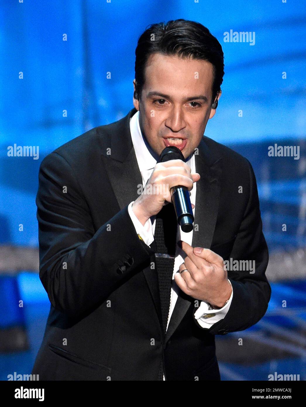 Lin-Manuel Miranda performs songs from best original song nominee "How ...