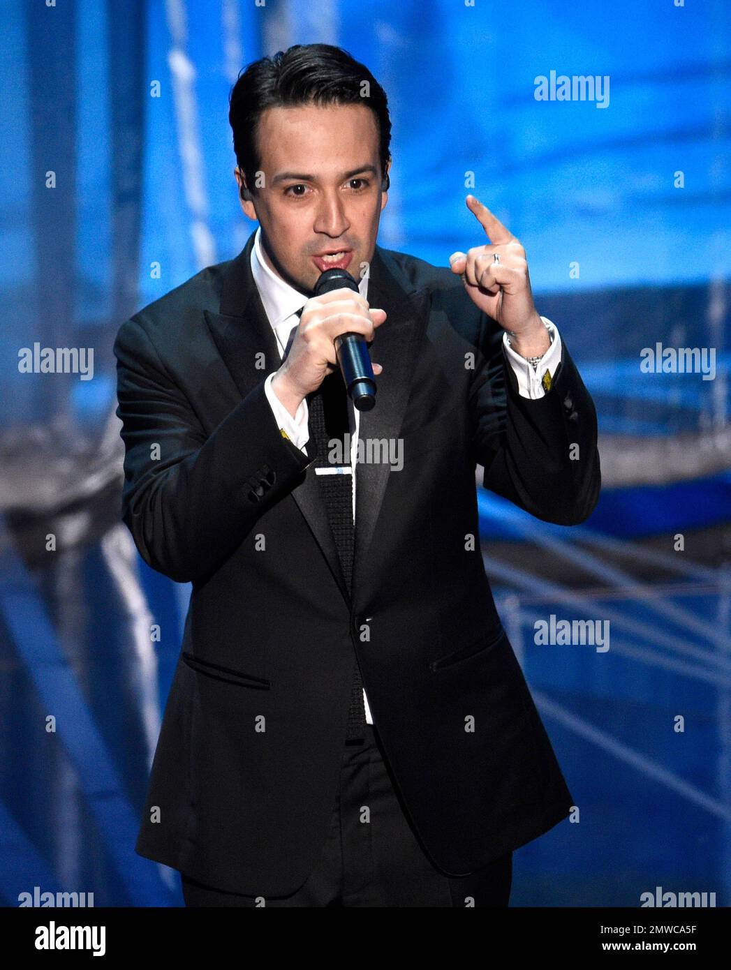 Lin-Manuel Miranda performs songs from best original song nominee "How ...