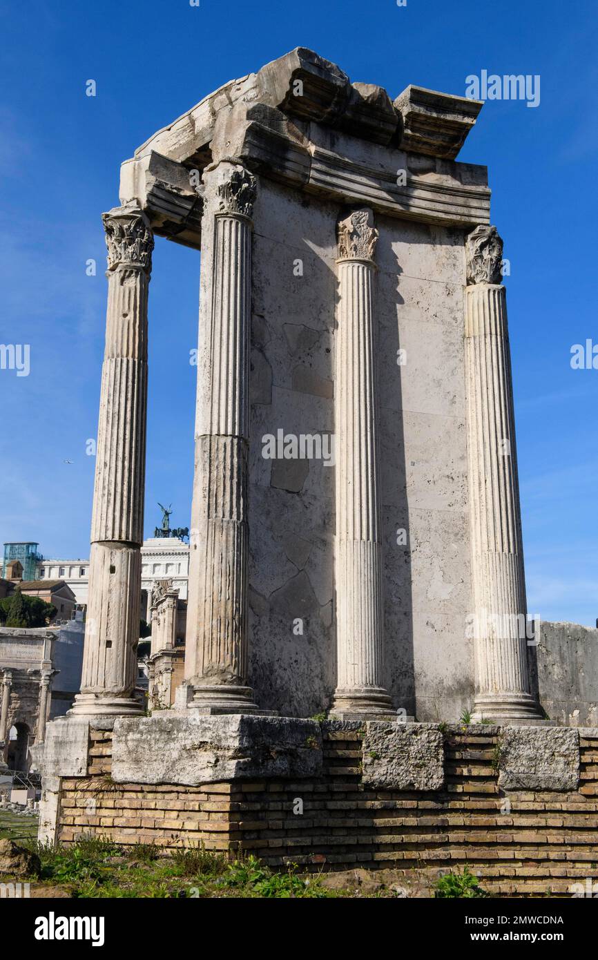 Restored roman temple hi-res stock photography and images - Alamy