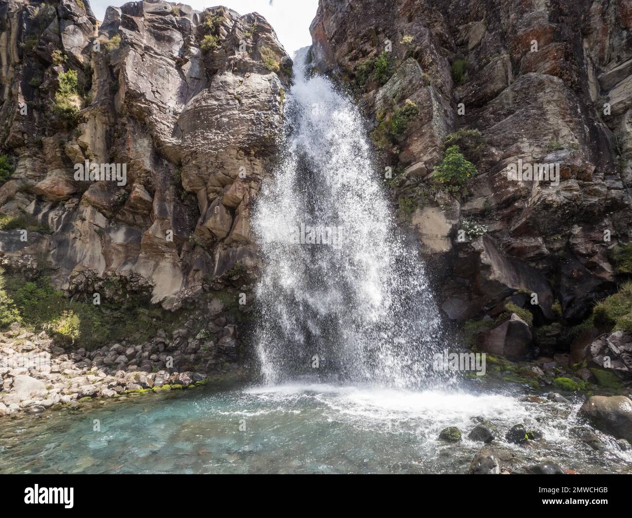 Water cascading down the rocks, Taranaki Falls, waterfall, Tongariro ...