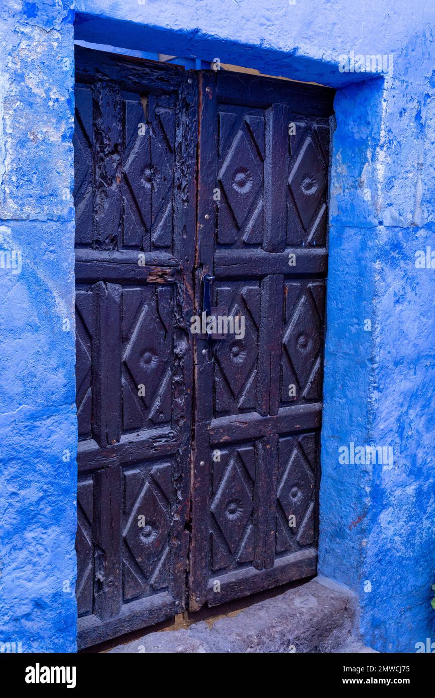 Colorful entrance to old mansion Stock Photo - Alamy