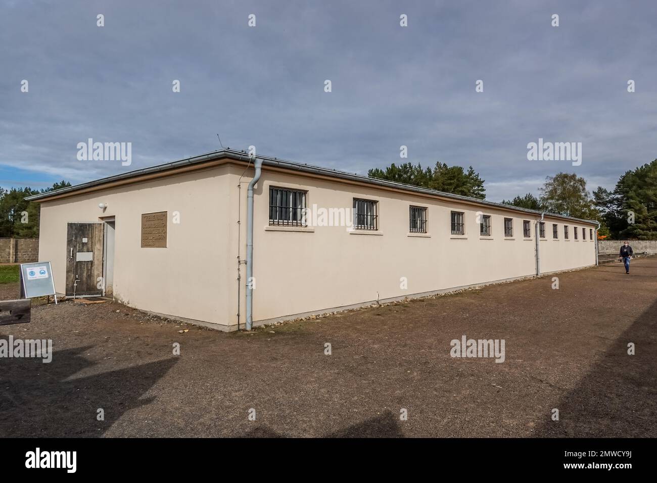 Camp prison cell building, Sachsenhausen Concentration Camp Memorial ...