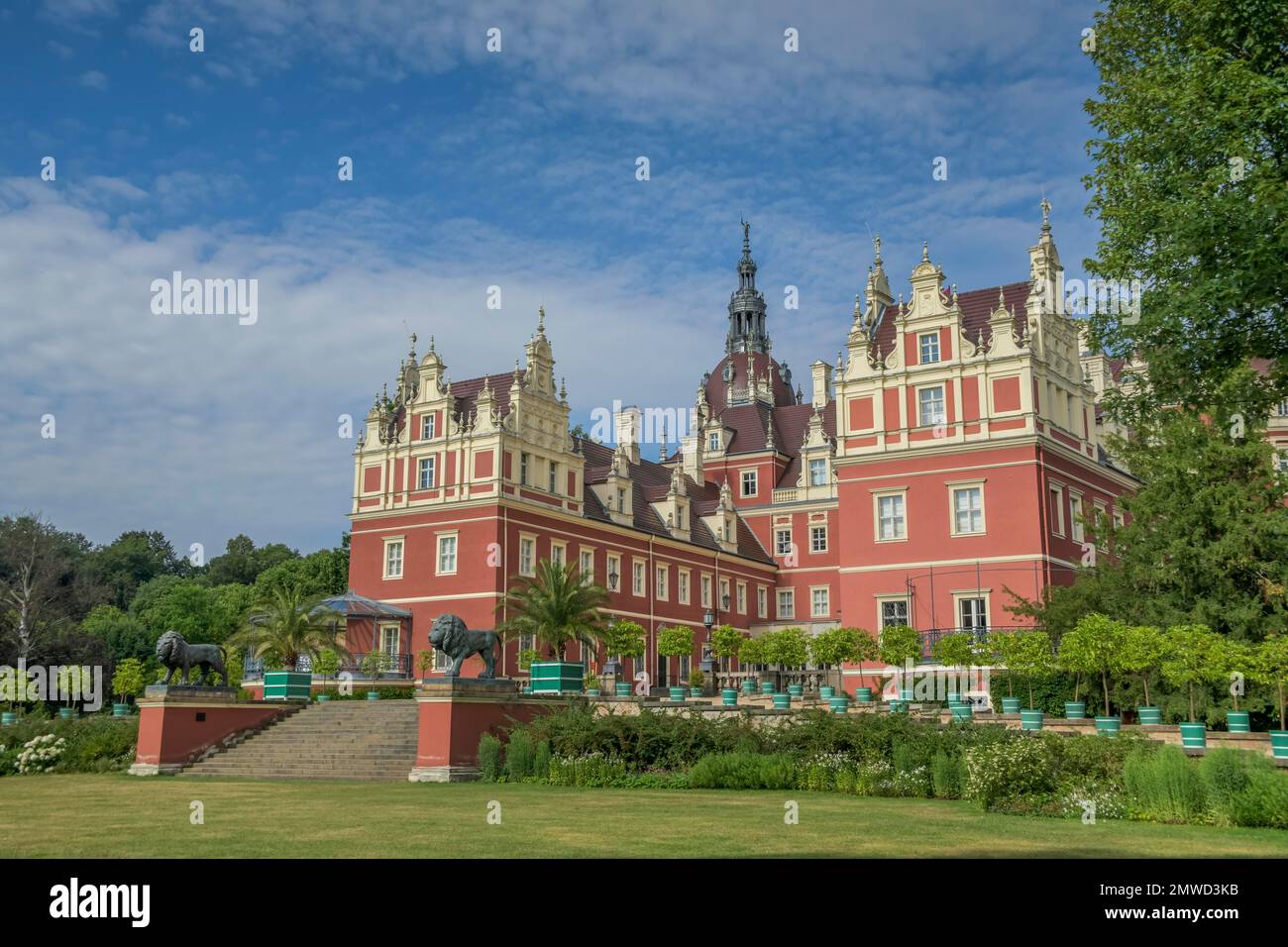 Muskau castle architecture hi-res stock photography and images - Alamy
