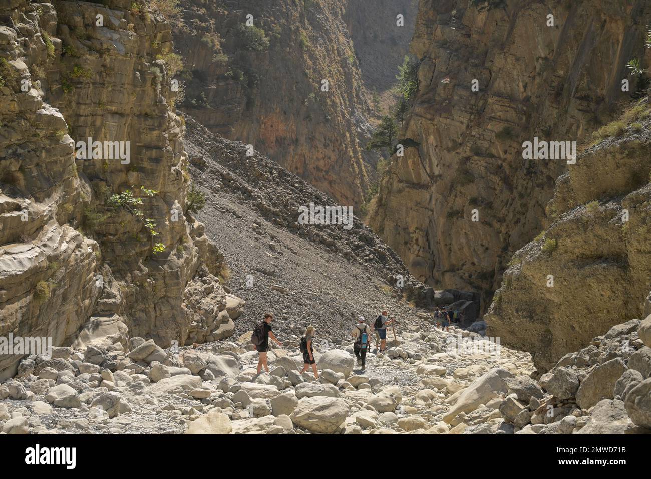 Hiking trail, middle of the three narrows Iron Gates Portes, Samaria ...