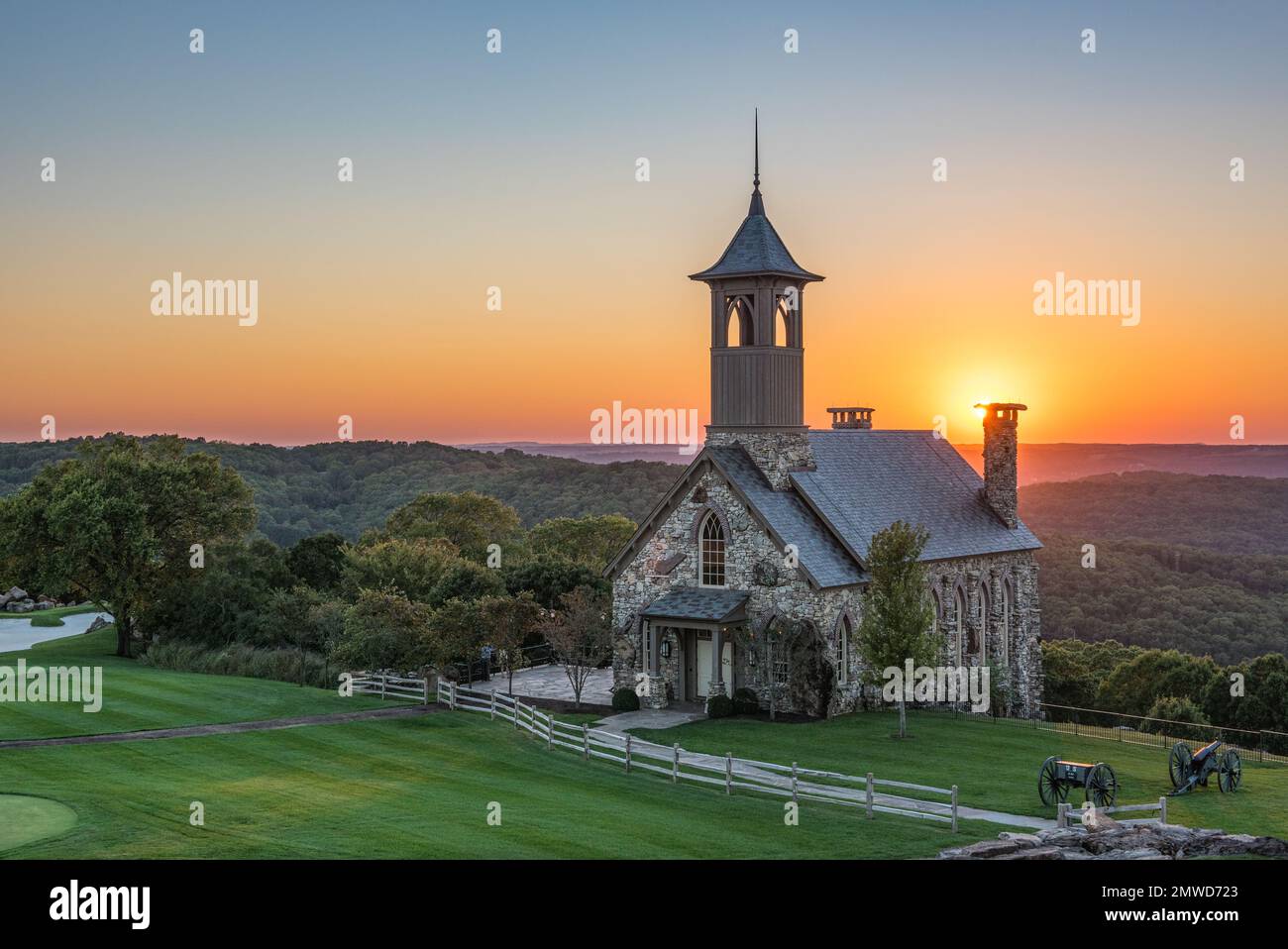 The Chapel of the Ozarks at Big Cedar Lodge at sunset in Ridgedale ...