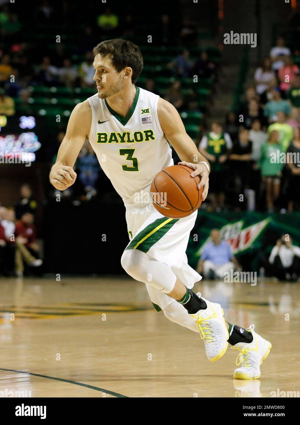 Baylor guard Jake Lindsey handles the ball during an NCAA college ...