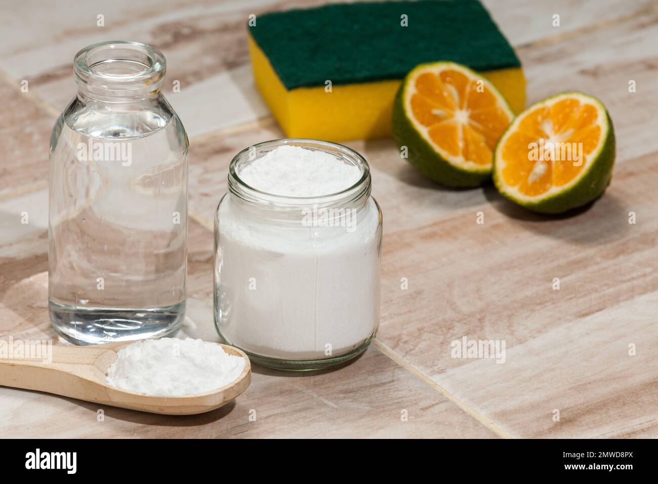 Baking soda - sodium bicarbonate, vinegar, and lemon; Cleaning agent ...