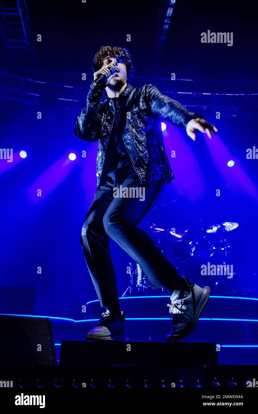 The kooks europe tour 2023 hi-res stock photography and images - Alamy