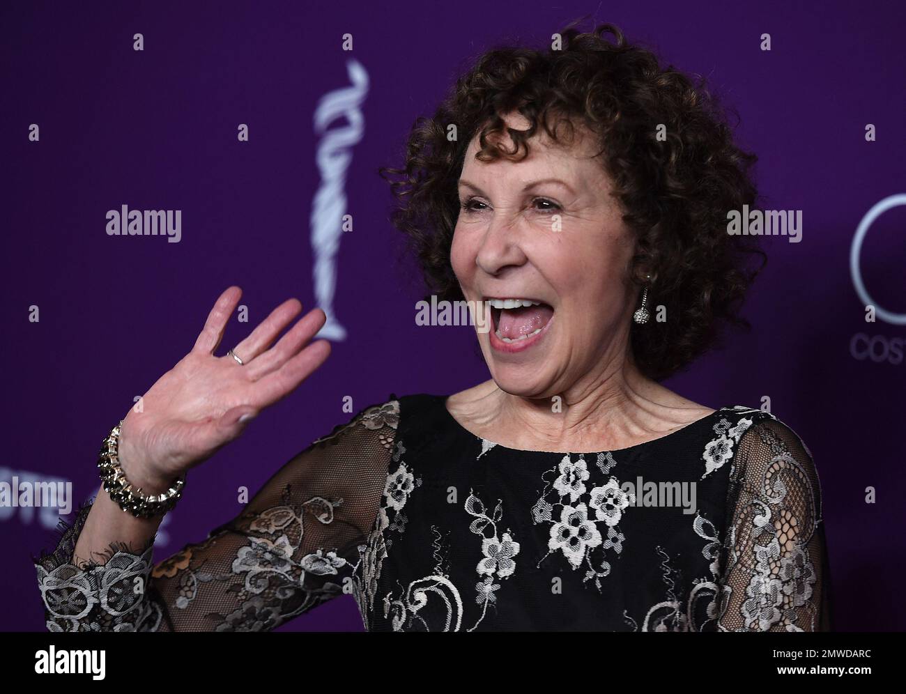 Rhea Perlman arrives at the 19th Annual Costume Designers Guild Awards ...