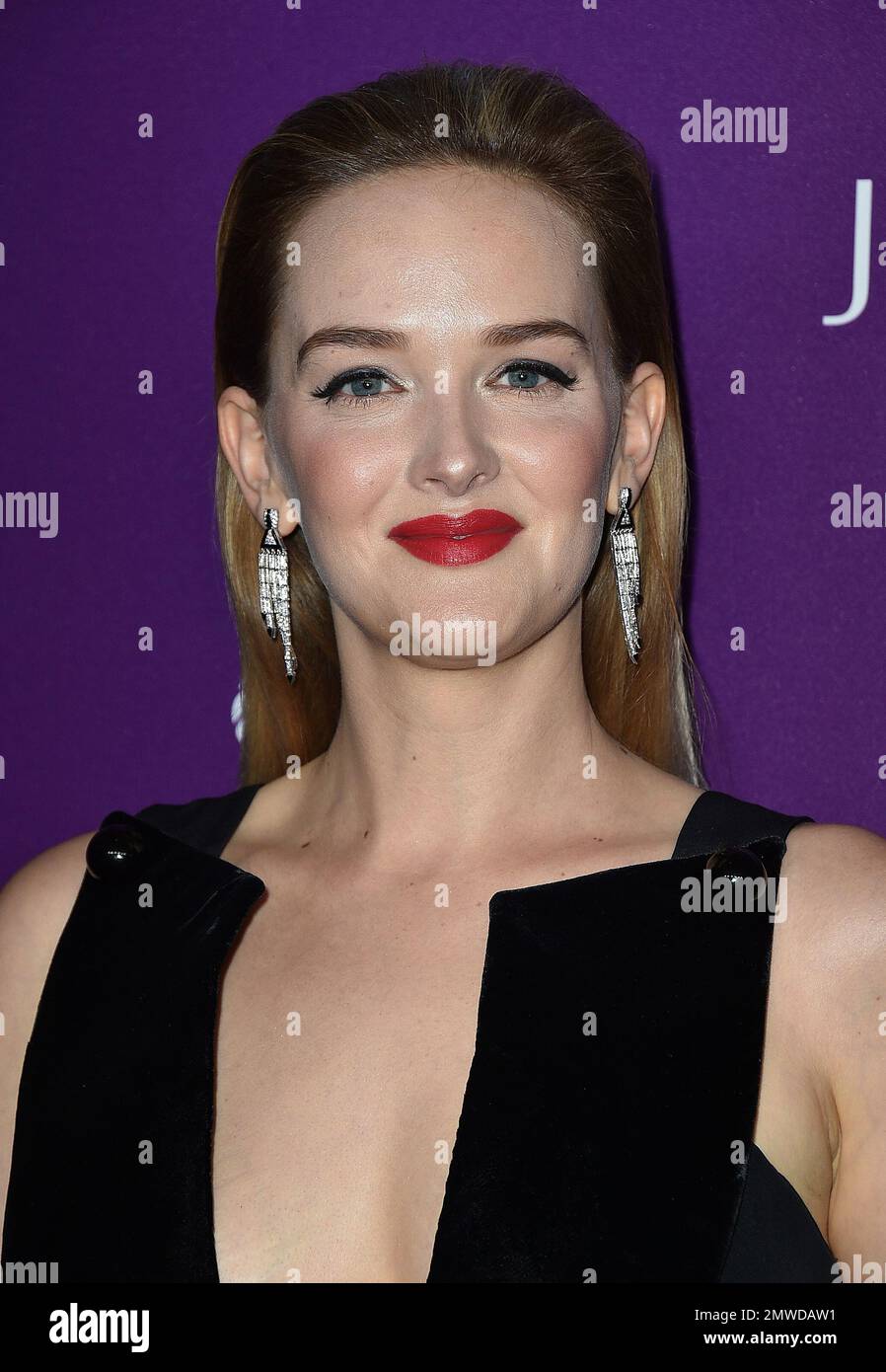 Jess Weixler arrives at the 19th Annual Costume Designers Guild Awards ...