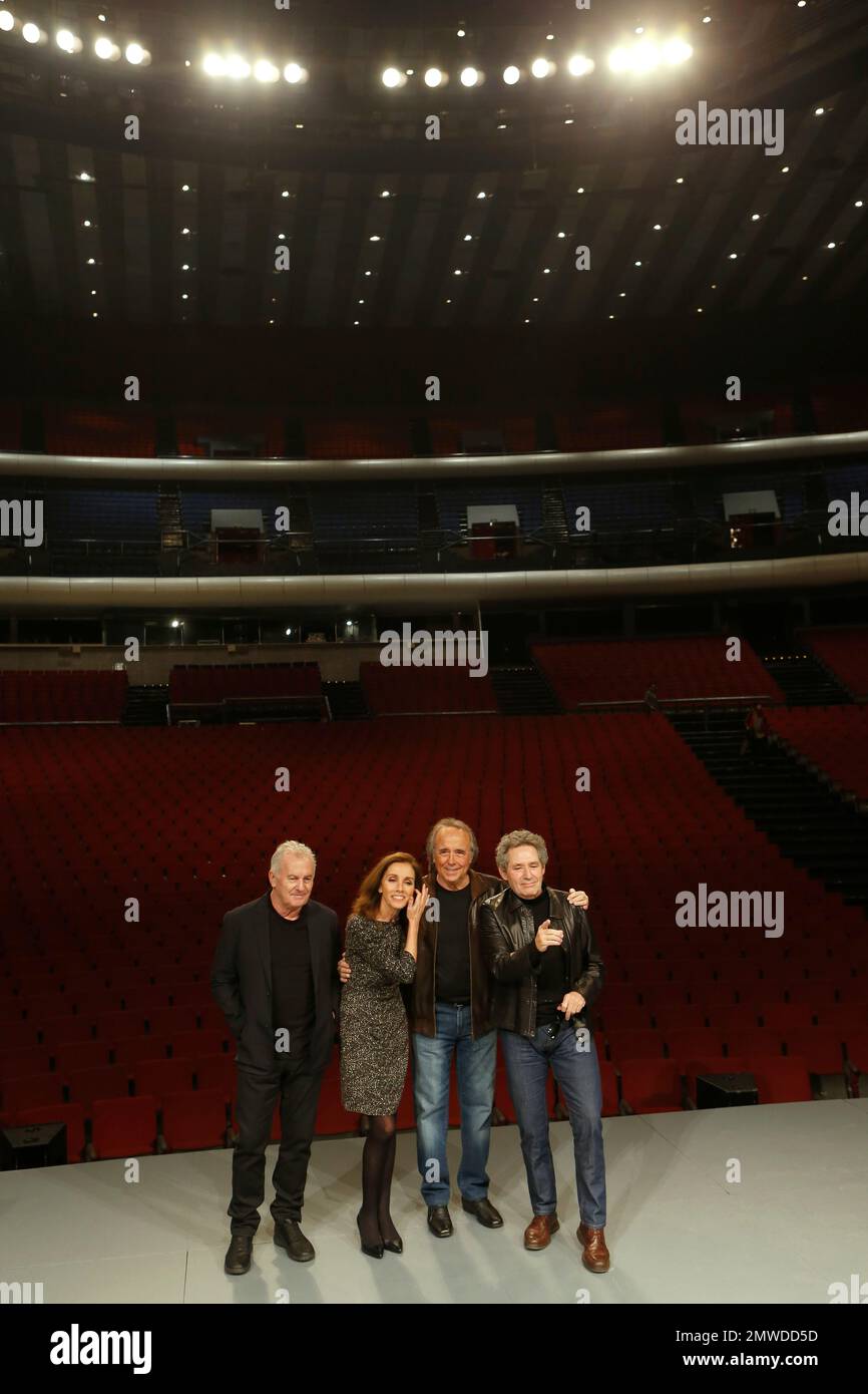 Spanish singers Victor Manuel, from left to right, Ana Belen, Joan ...