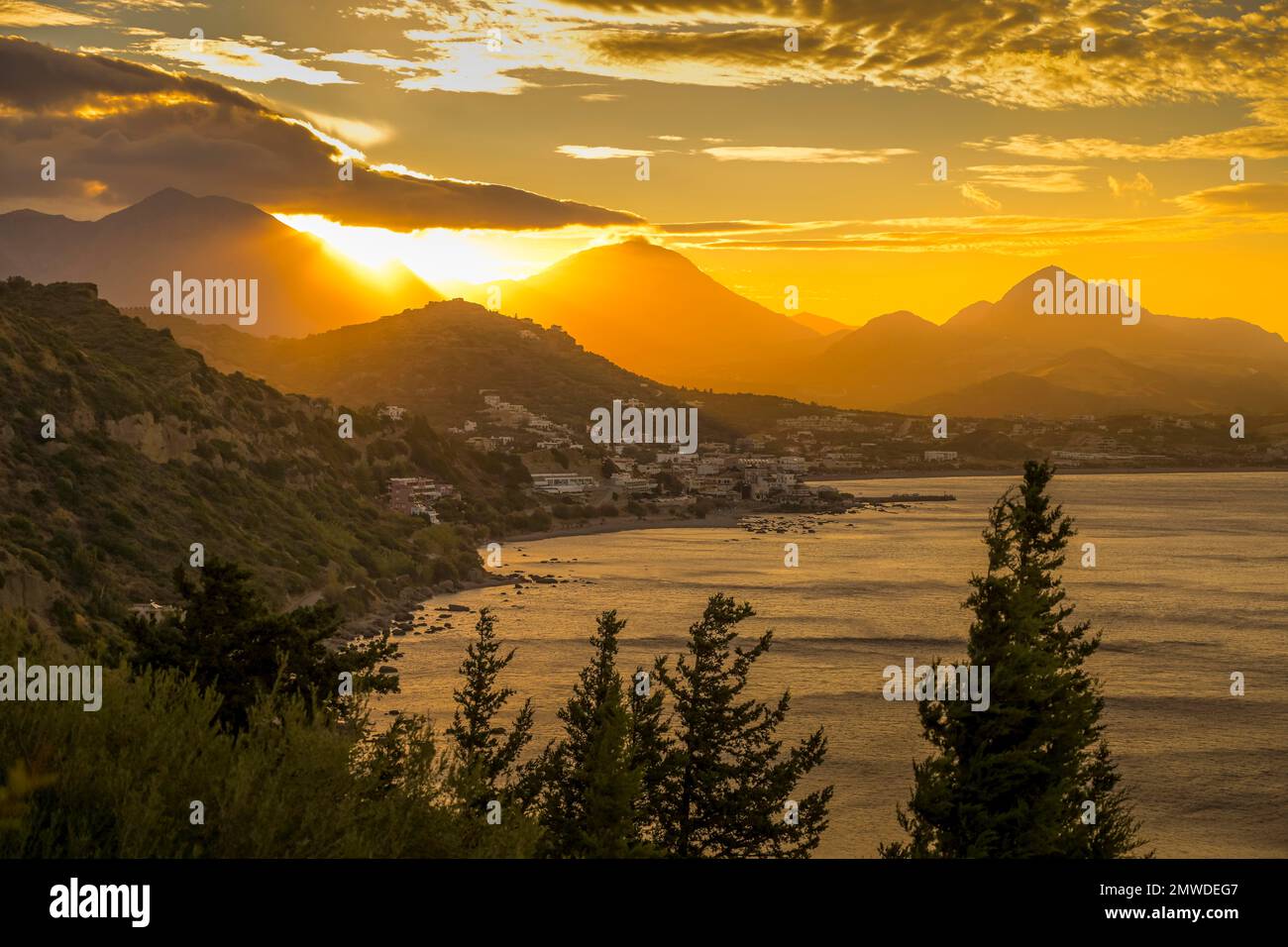 Sunrise, Bay of Plakias, South Coast, Crete, Greece Stock Photo - Alamy