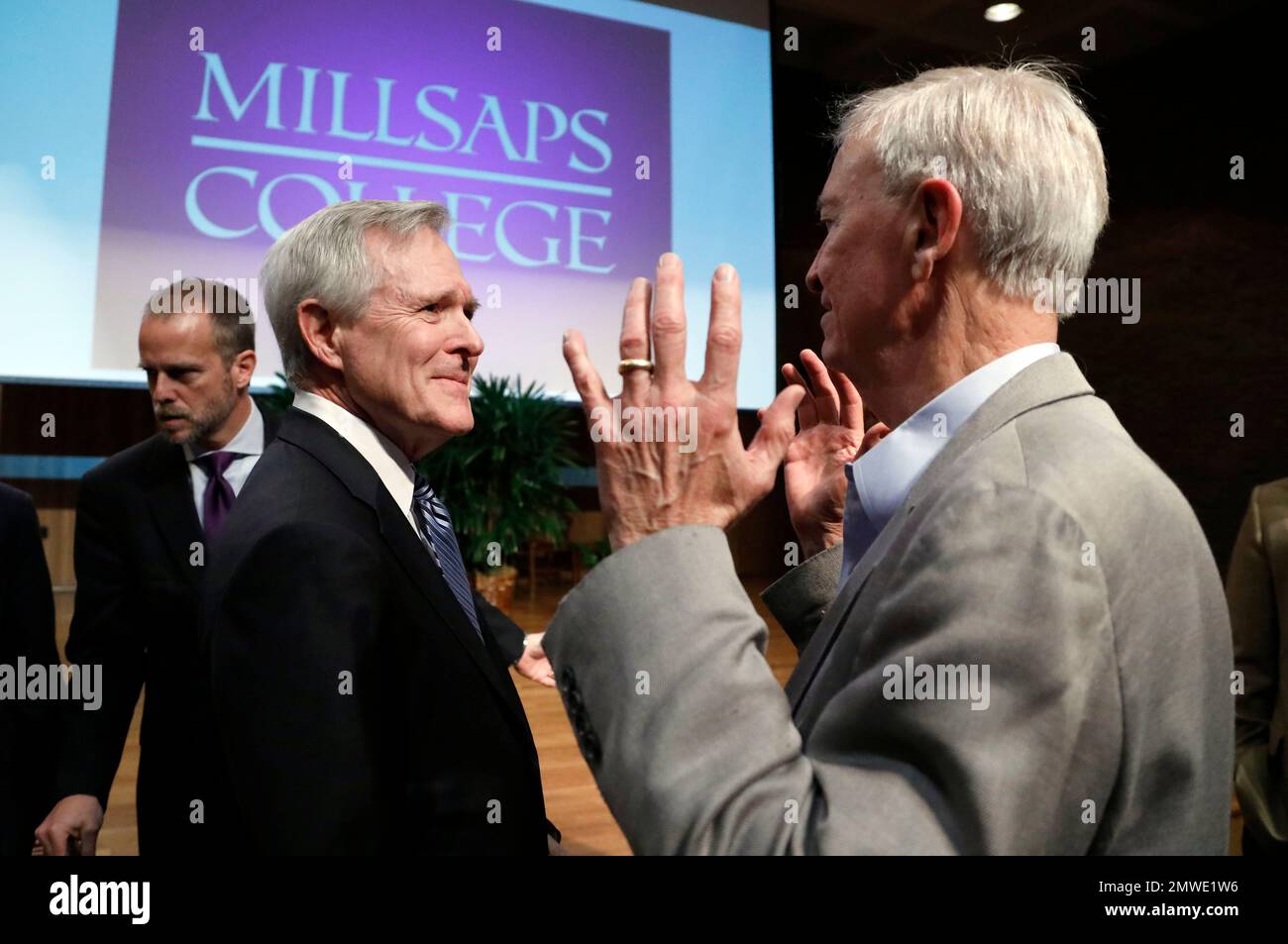 Former Secretary of the Navy and former Mississippi Gov. Ray Mabus ...