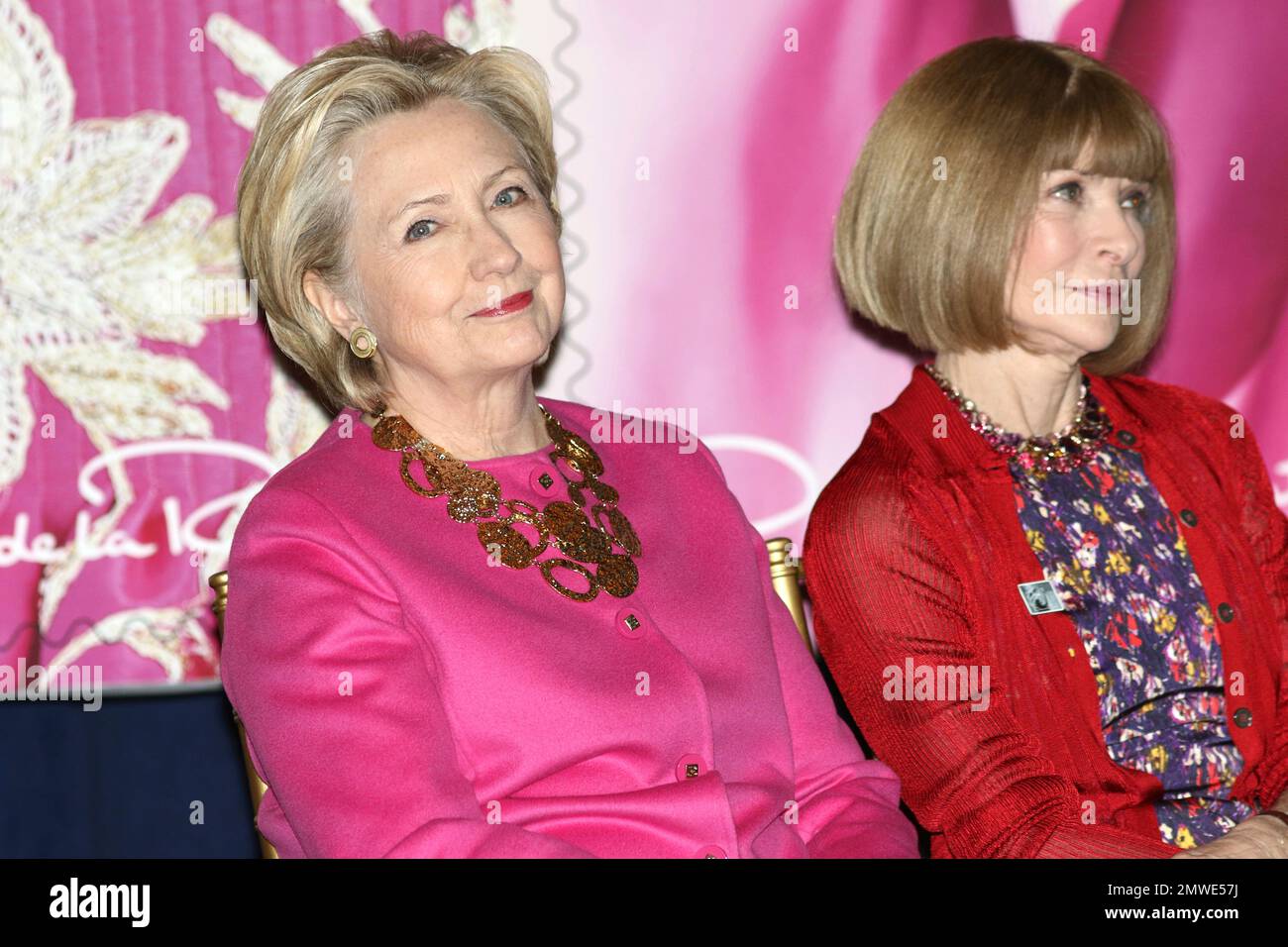 Hillary Clinton, left, and Anna Wintour attend the Oscar de la Renta ...