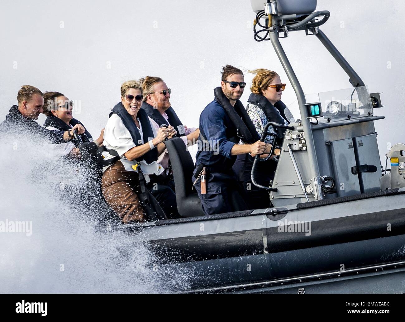 ARUBA - King Willem-Alexander, Queen Maxima and Princess Amalia sail in ...