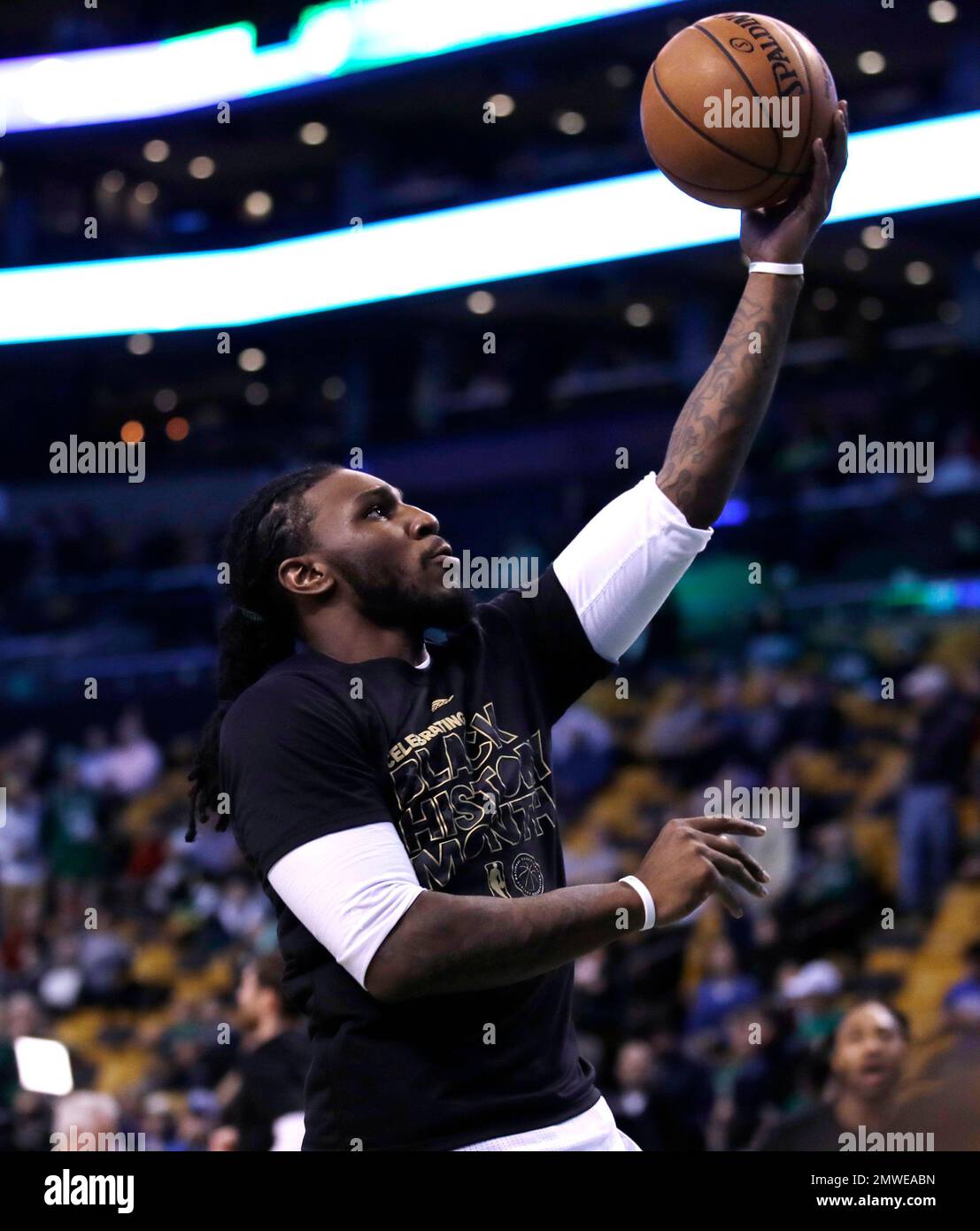 Boston Celtics forward Jae Crowder (99) shoots during practice before ...
