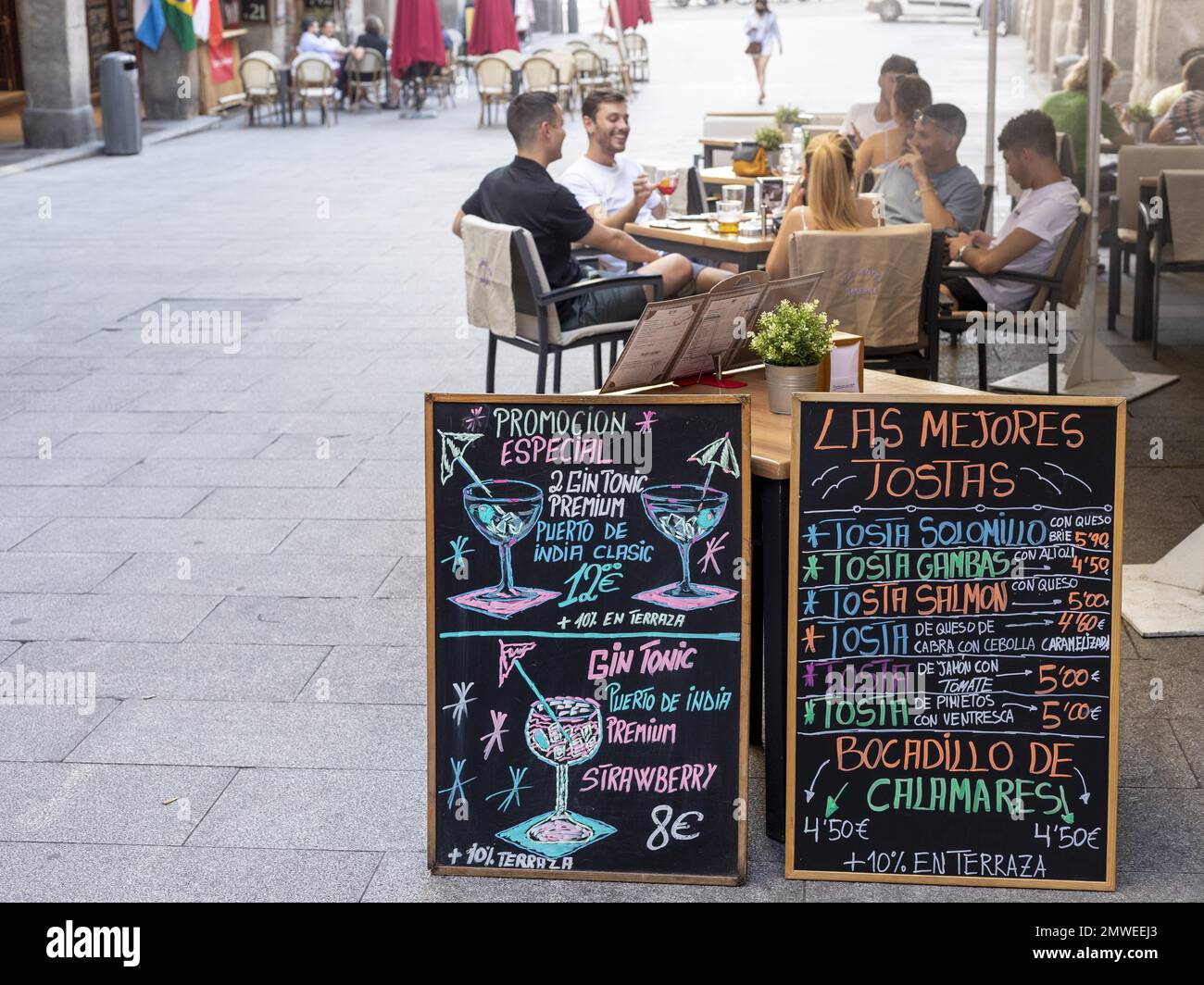Street cafe, Madrid, capital, Spain, Southern Europe Stock Photo - Alamy