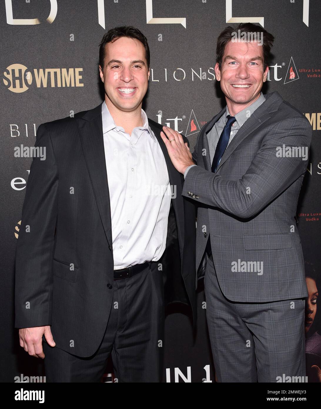 Former professional baseball player Mark Teixeira, left, and actor ...