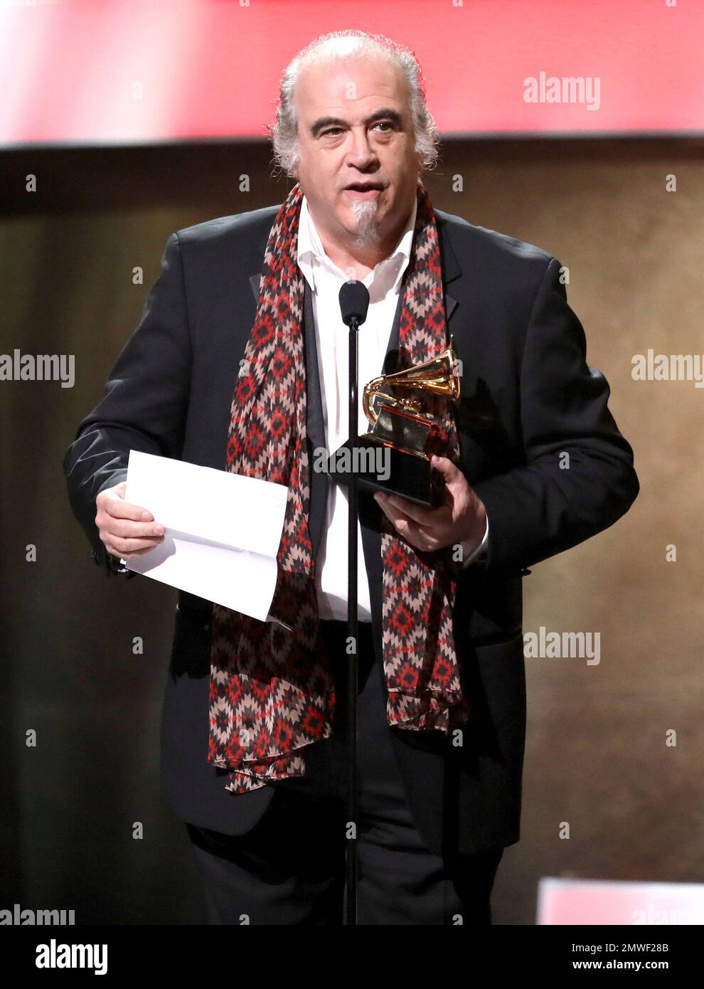 Steve Berkowitz accepts the award for best historical album for "The ...