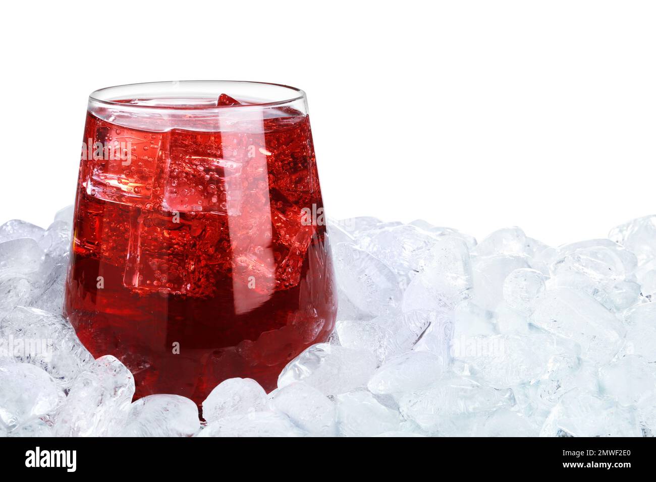 Classic cocktail ice cubes hi-res stock photography and images - Alamy
