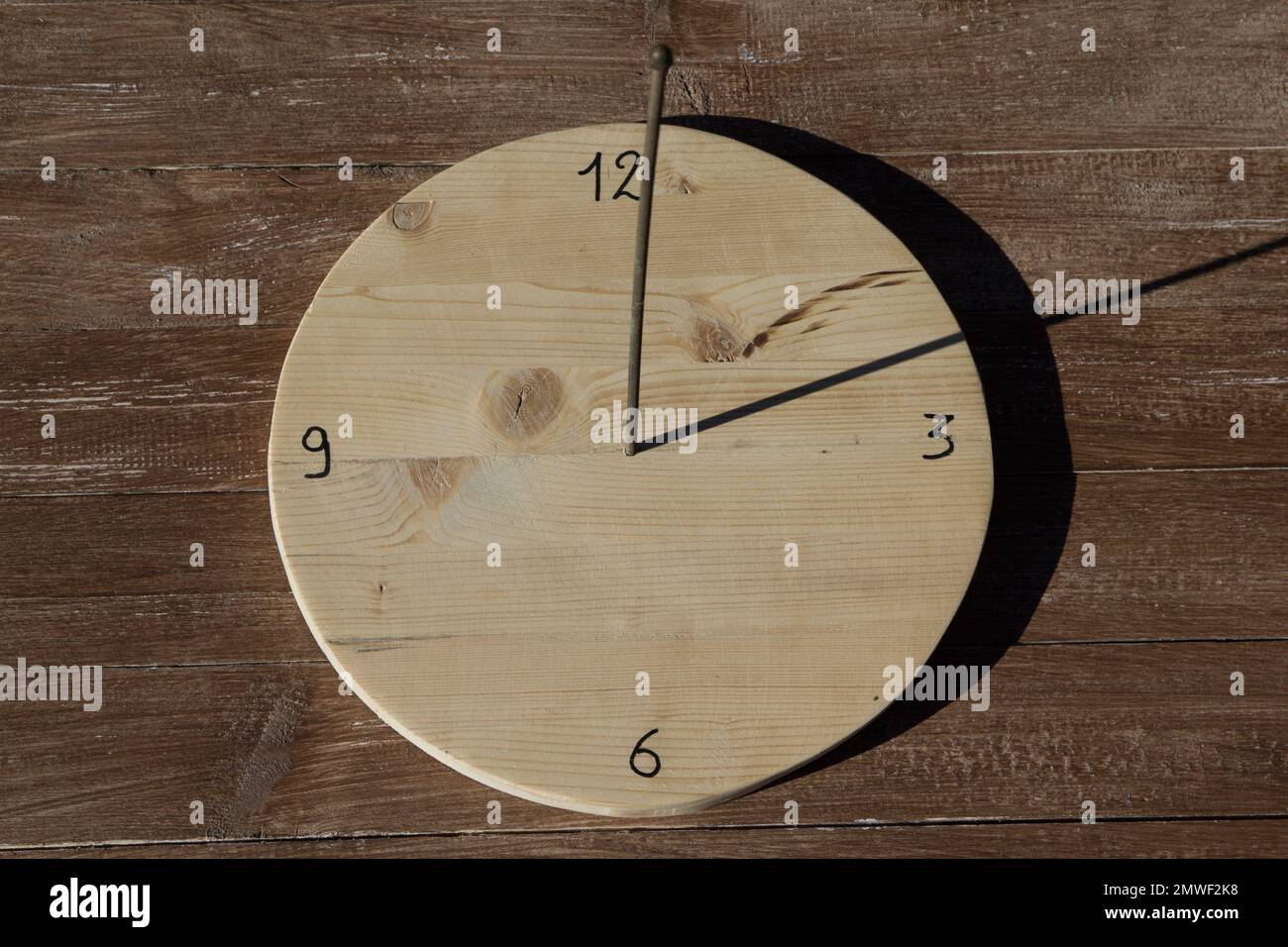 Image of a hand built sun shade clock Stock Photo - Alamy