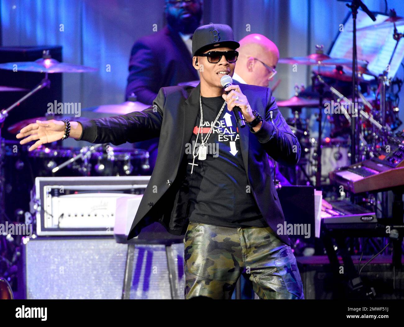 Ronnie DeVoe performs at the Clive Davis and The Recording Academy Pre ...