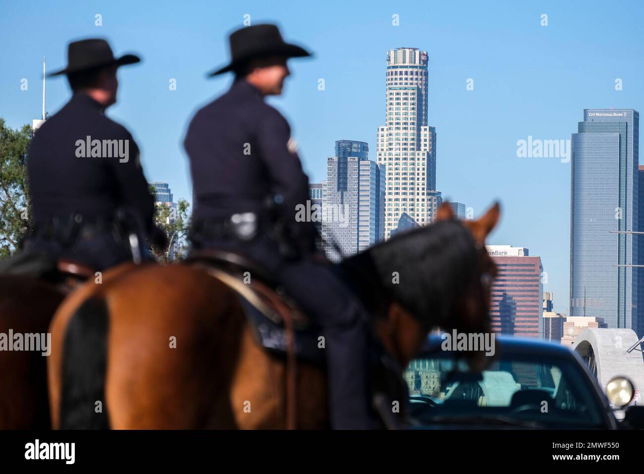 Los angeles police department mounted unit hi-res stock photography and ...