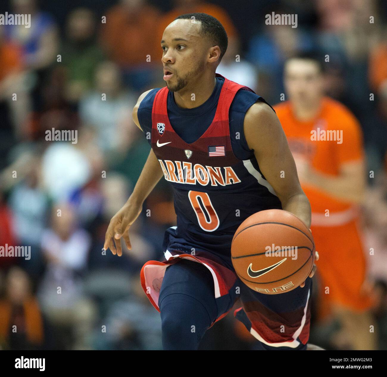 Arizona's Parker Jackson-Cartwright (0) during an NCAA college ...