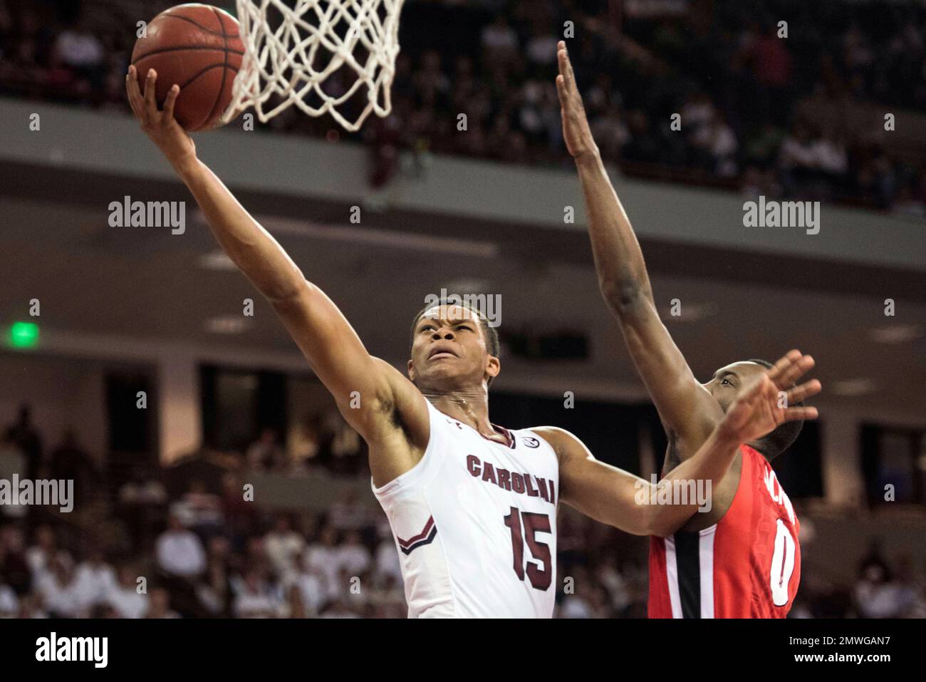 South Carolina guard PJ Dozier (15) shoots against Georgia guard ...