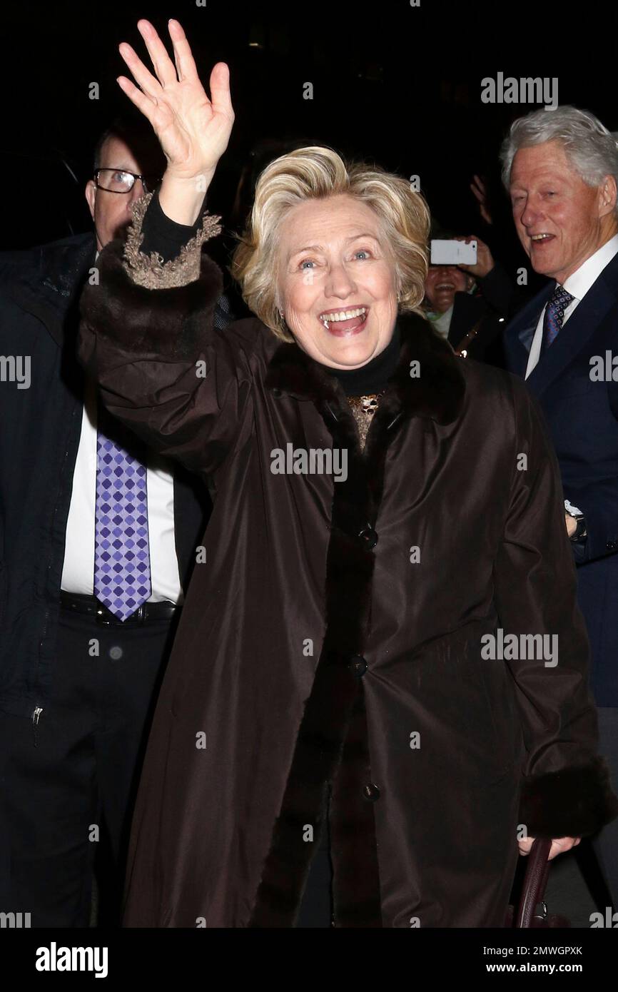 Former Secretary of State Hillary Clinton and former President Bill ...