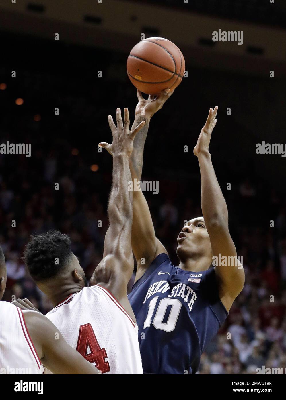 Penn State's Tony Carr shoots over Indiana's Robert Johnson during the ...