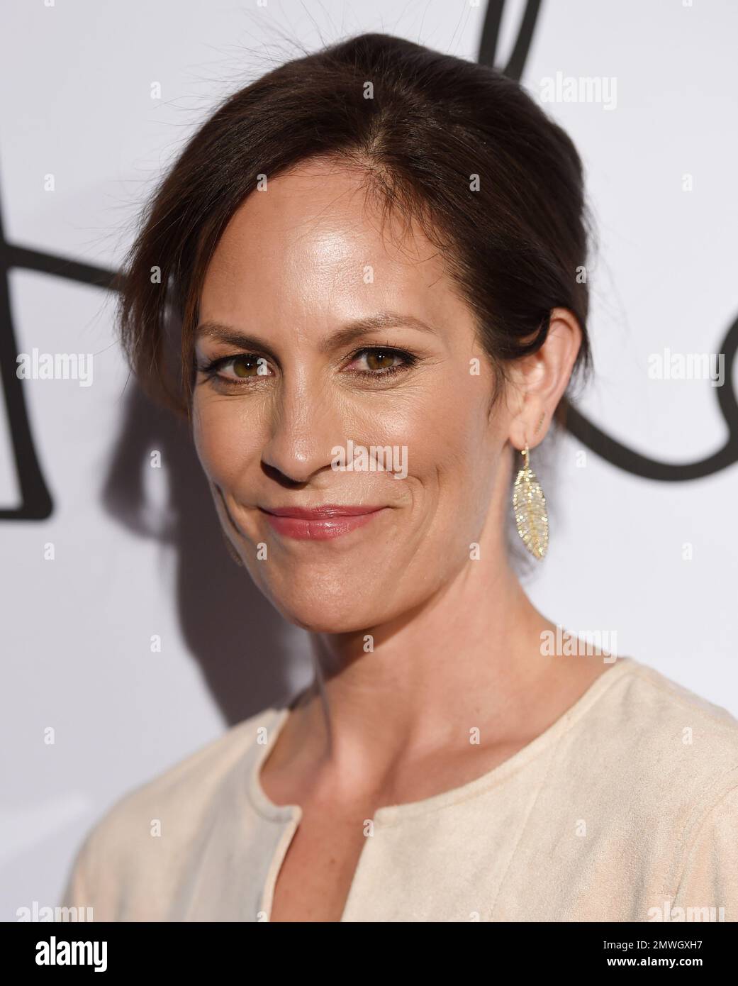 Actress Annabeth Gish poses at the fifth anniversary of designer Tyler ...