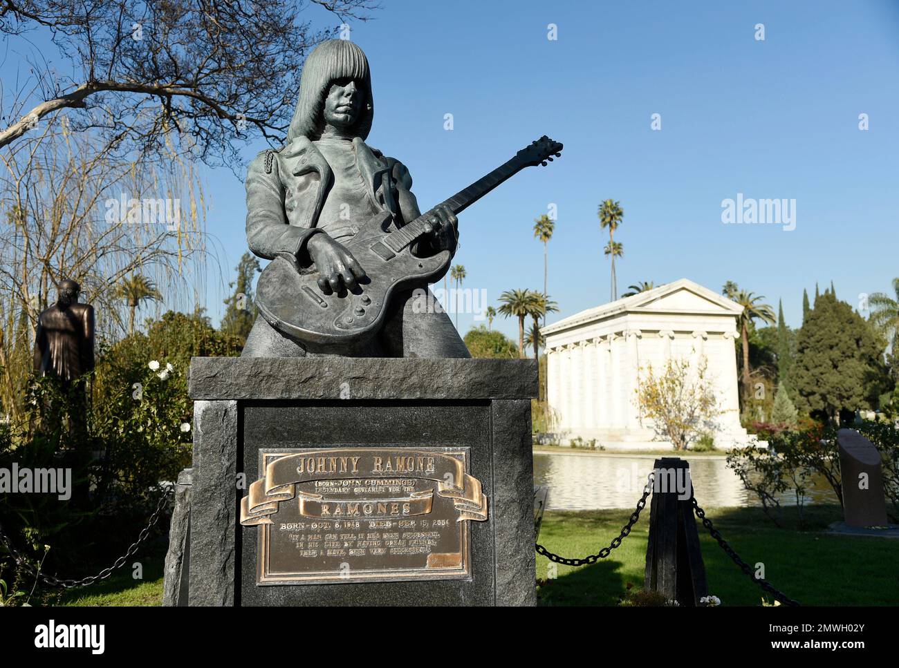 The gravesite of Johnny Ramone of legendary punk rock band The Ramones ...