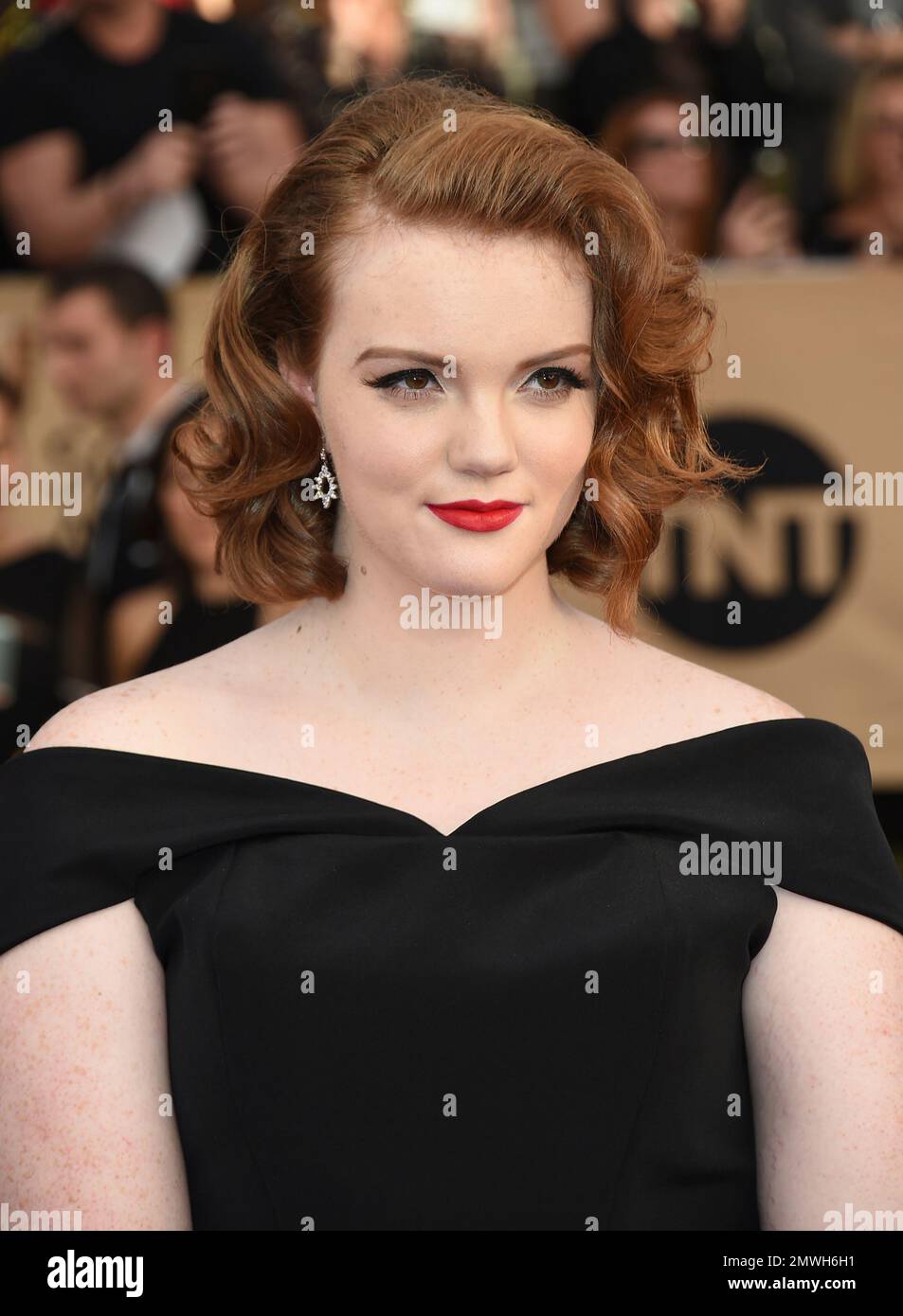 Shannon Purser arrives at the 23rd annual Screen Actors Guild Awards at ...