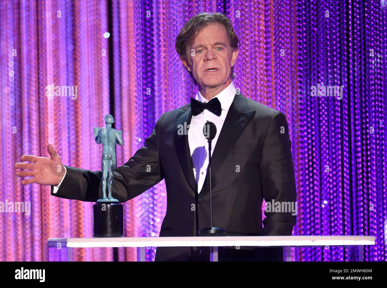 William H. Macy accepts the award for outstanding performance by a male ...