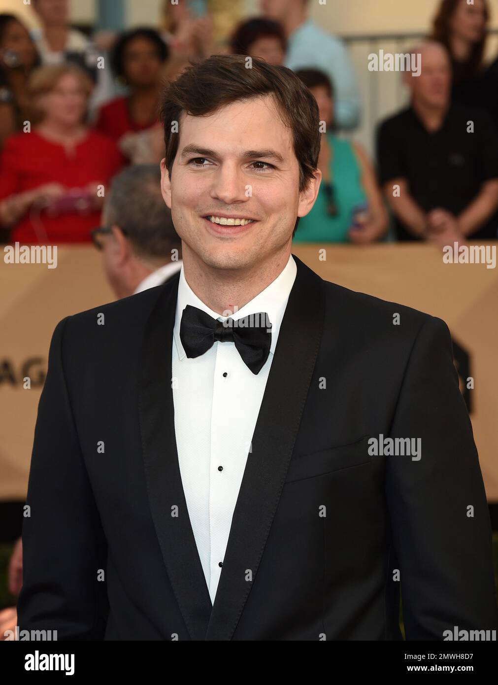 Ashton Kutcher arrives at the 23rd annual Screen Actors Guild Awards at ...